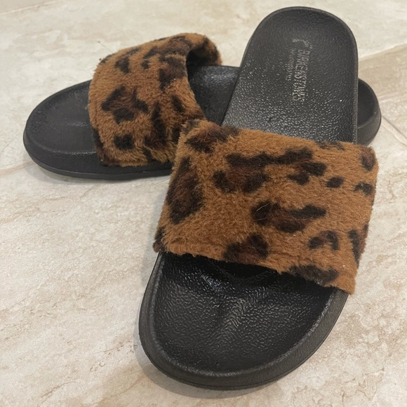 Shoes | Fuzzy Cheetahleopard Print Rubber Slides | Poshmark